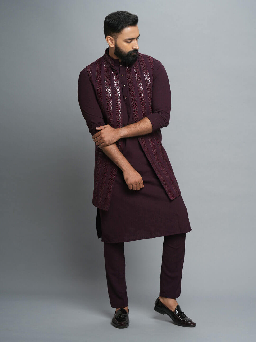 Rent/Buy Maroon Shimmer Kurta Pyjama Bandi Set | Home Trial | Free ...